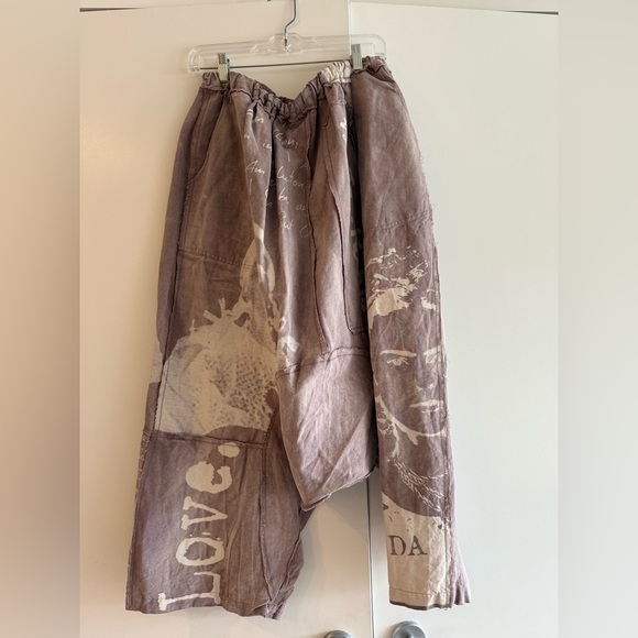 Magnolia Pearl | Pants | Rare Nwt Magnolia Pearl Frida Kahlo Graphic ...